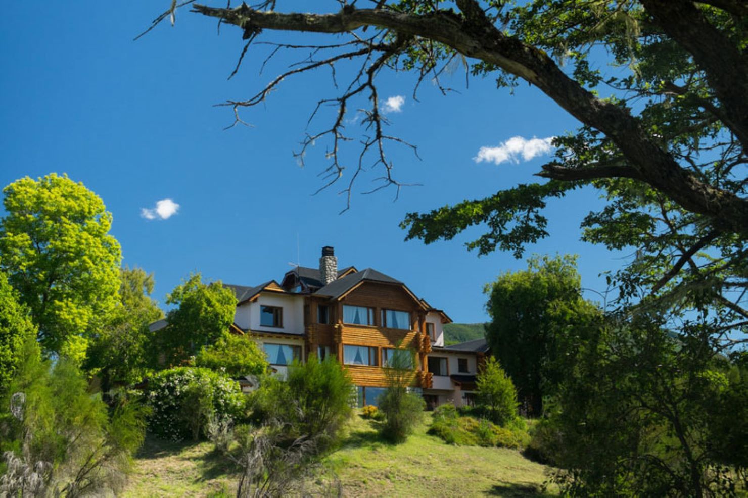 Rio Manso Lodge | Vaya Adventures - Vaya Adventures