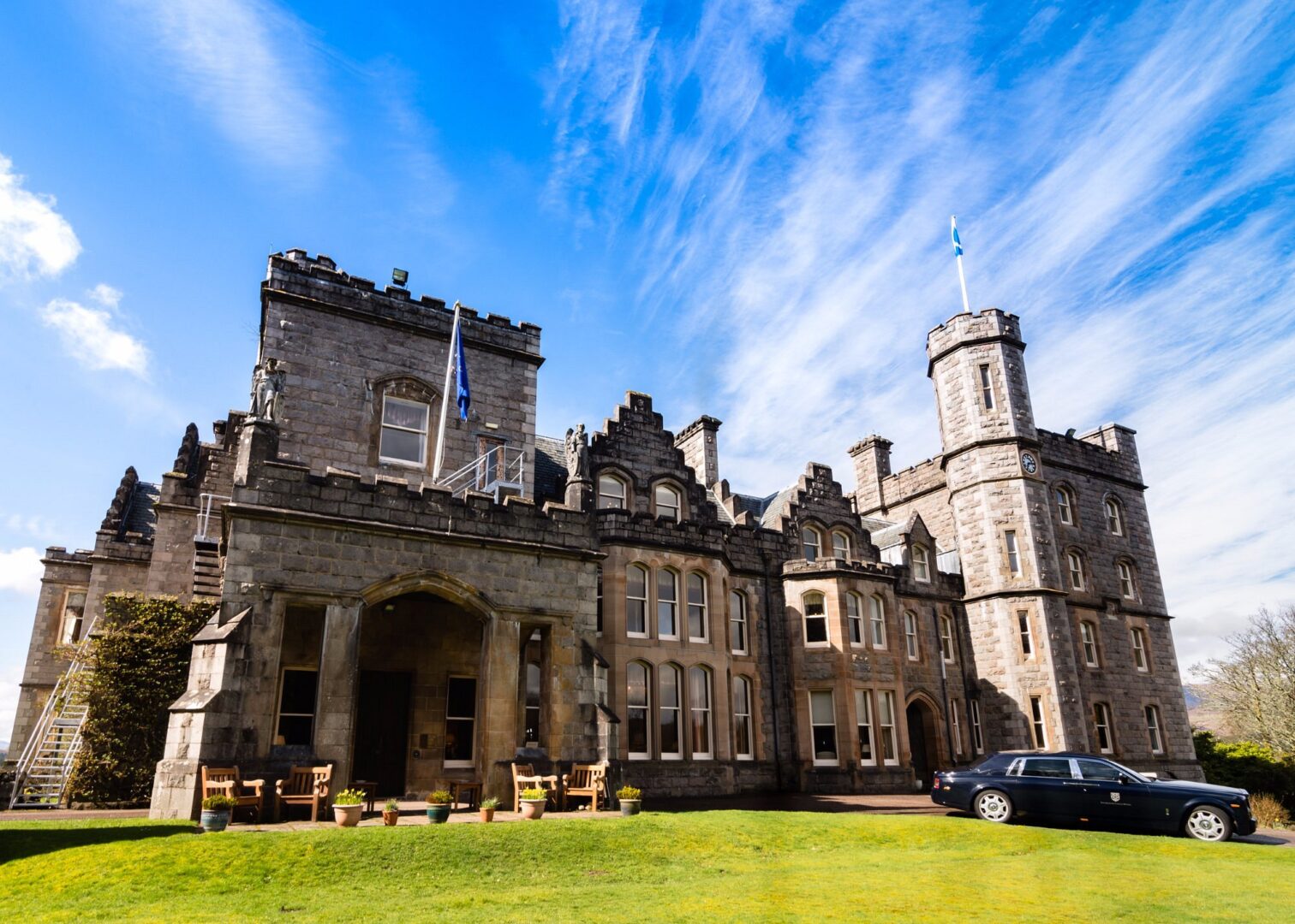 Inverlochy Castle | Vaya Adventures - Vaya Adventures